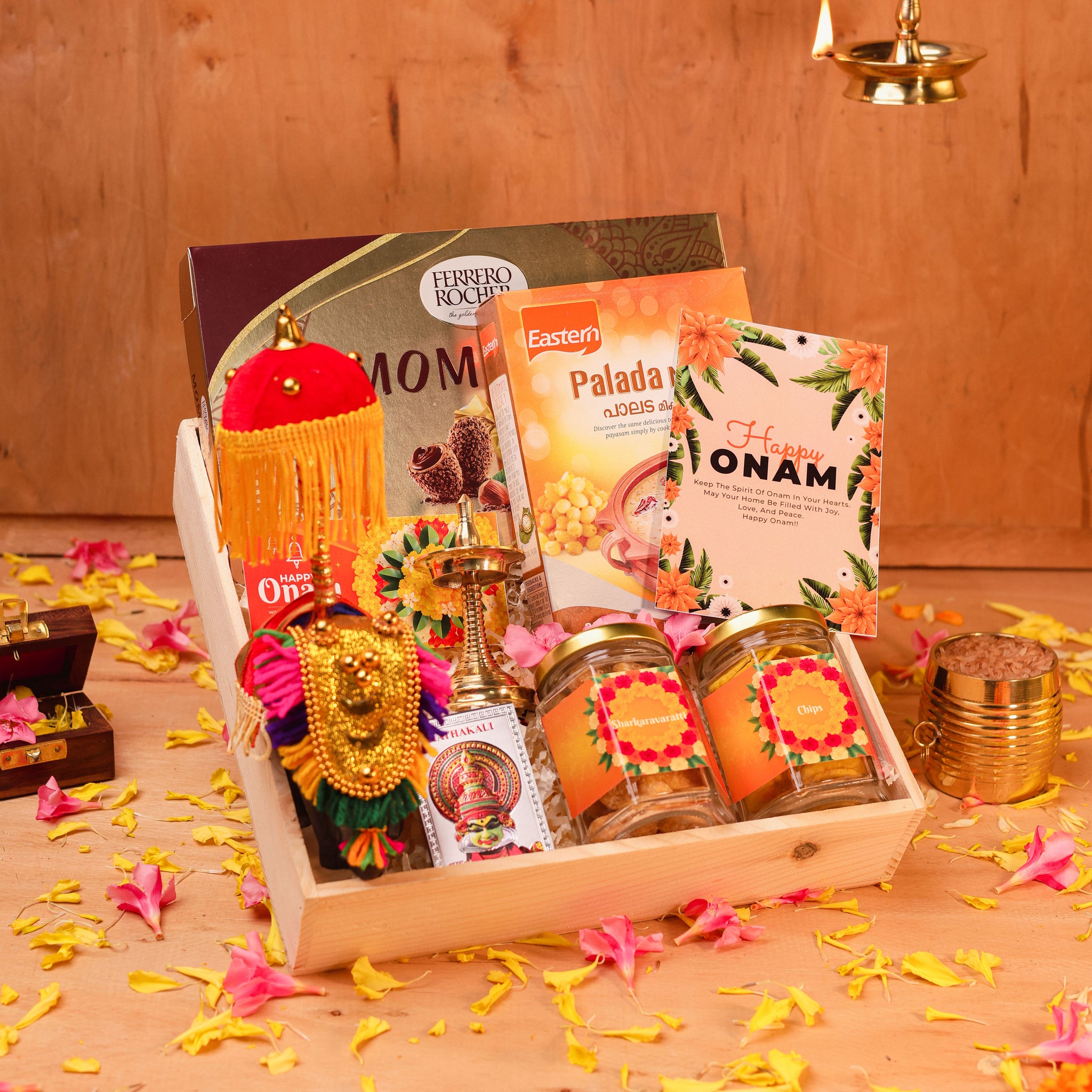 Kerala - Essence of Onam Hamper | Traditional Onam Gifts – Eternal Flowers